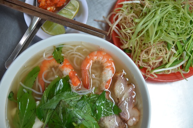 Food File: Bun Nuoc Leo - The Dropout Diaries